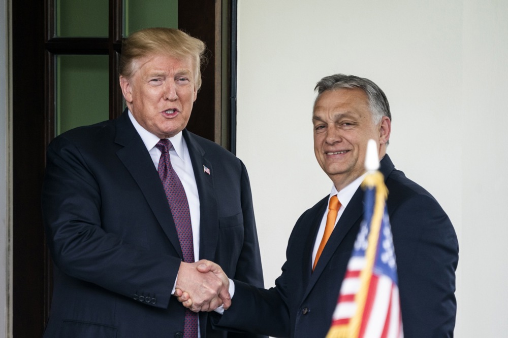 Hungarian PM Orbán to meet Trump in Florida | Euractiv