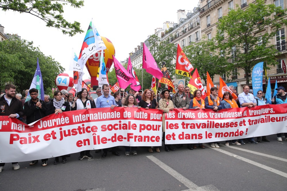 Thousands protest over salaries, Gaza at France May Day marches | Euractiv