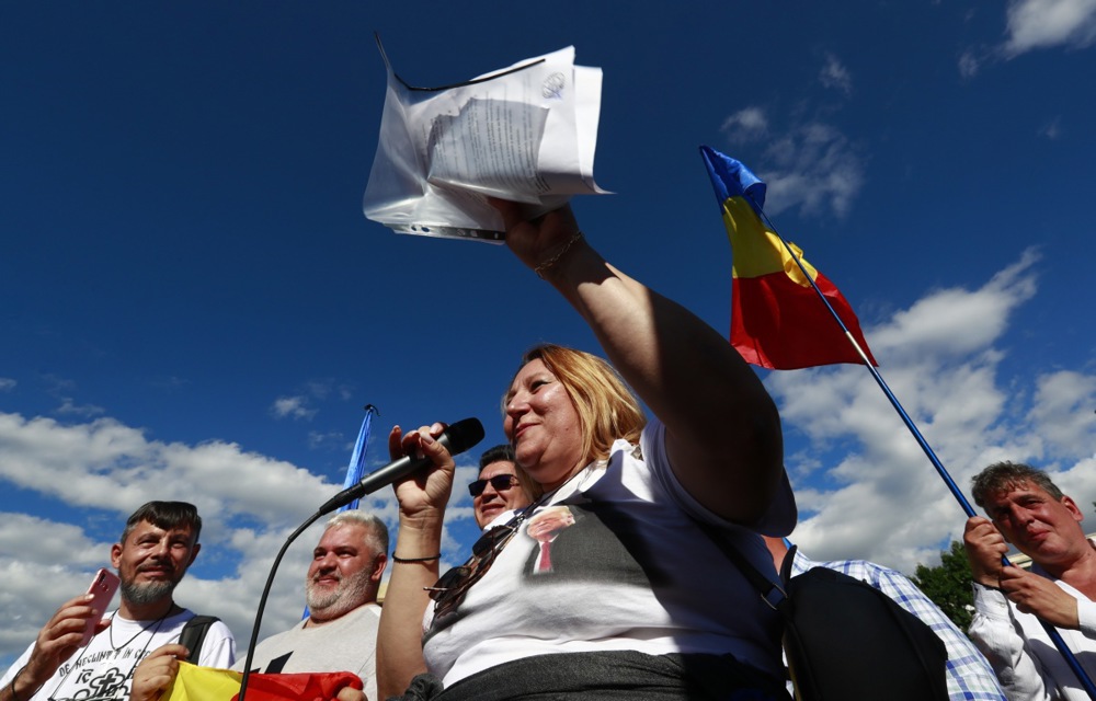 Romanian far-right party entering EU parliament for the first time eyes ...