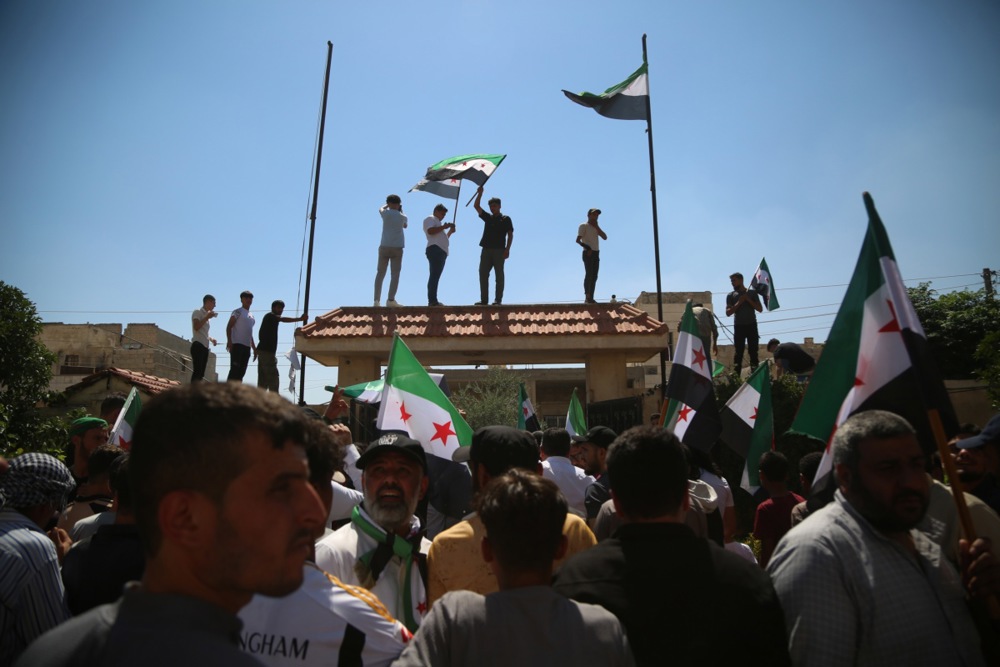 Eight EU member states call for Syria policy reset | Euractiv